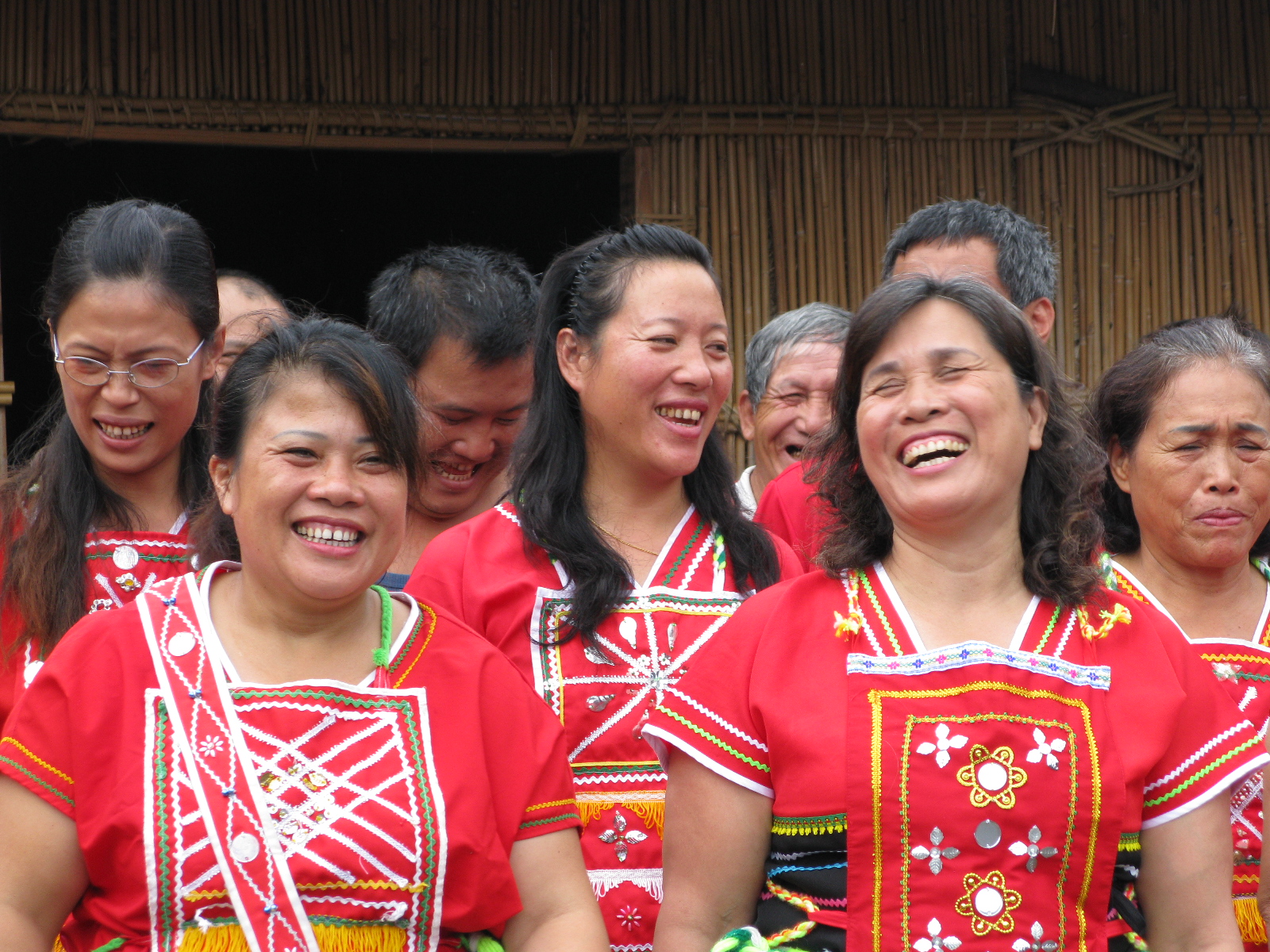 Une excursion rafting « Tatadok » avec la tribu des Chimei | Taiwan ...